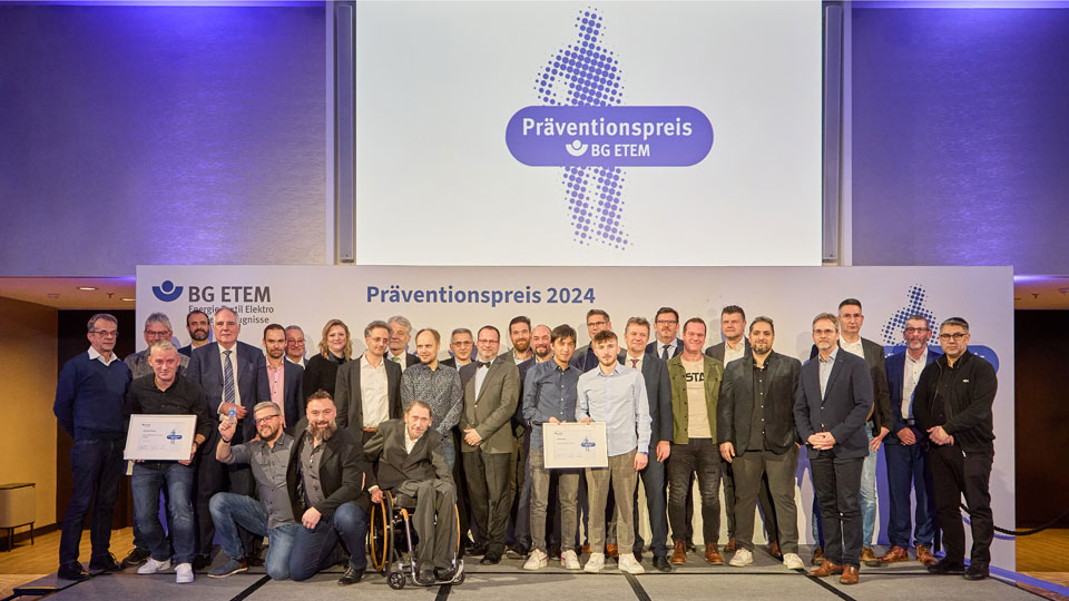 Unternehmen für innovativen Arbeitsschutz ausgezeichnet — bgetem.de ...